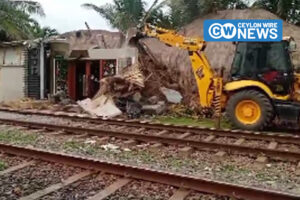 යුක්තියෙන් බාසික්ගේ සෝල් බීච් හෝටලය කඩාදමයි – බාධා කළ දෙදෙනෙක් අත්අඩංගුවට(වීඩියෝ) – CEYLONWIRE