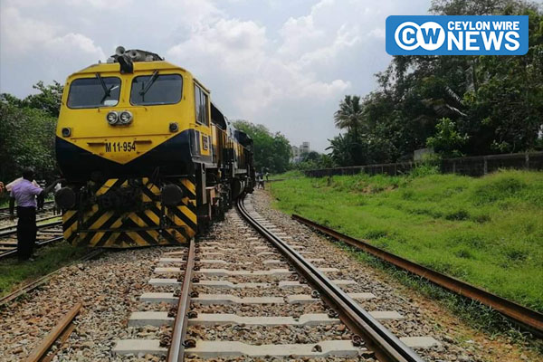 ප්‍රීමා කෝච්චිය රාගමදී පීලි පනී – CEYLONWIRE