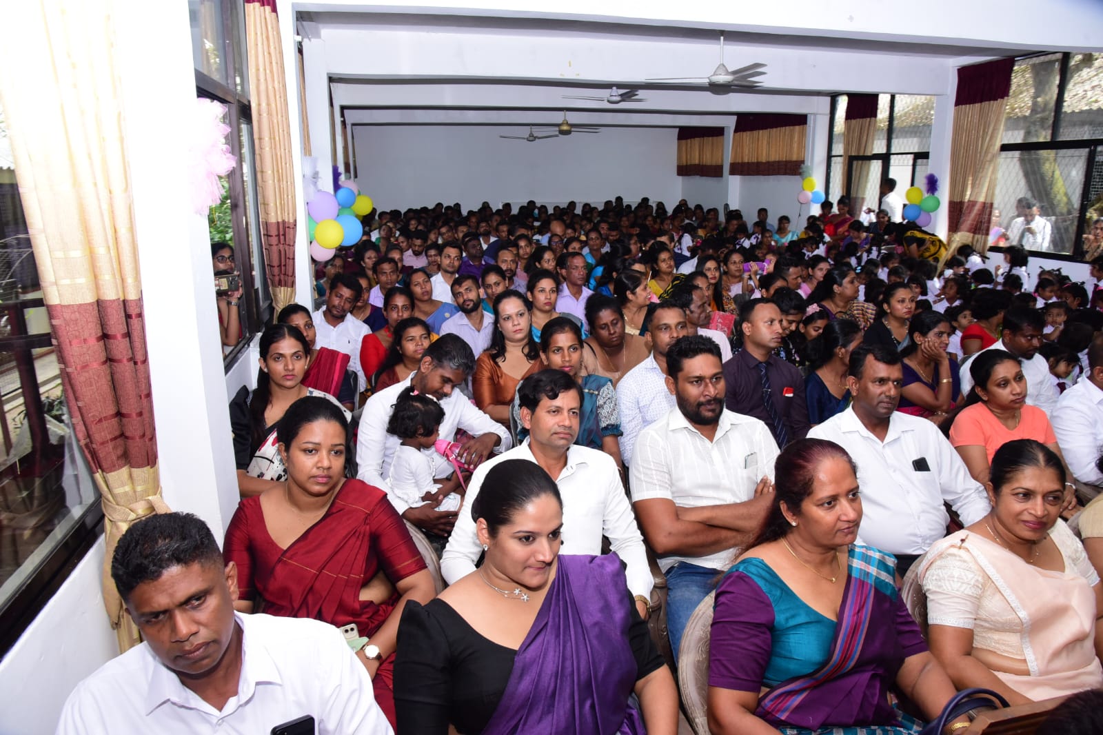 සමුද්‍රදේවි බාලිකාවට අලුත් අවුරුද්දේ සිඟිති බාලිකාවෝ ඇවිත් – CEYLONWIRE