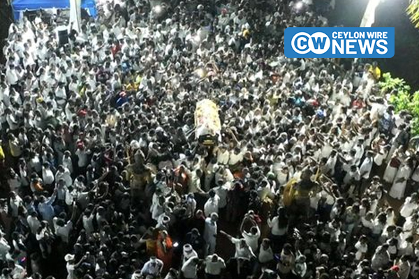 පාලිත තෙවරප්පෙරුම ජනතාවගෙන් සමුගත් හැටි(වීඩියෝ) – CEYLONWIRE