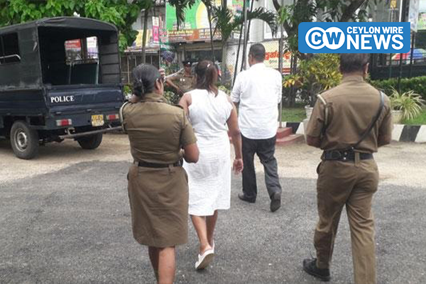 බදු නිලධාරීන් ලෙස පෙනීසිටි හොරු දෙන්නෙක් අලුත්ගමදී මාට්ටු – CEYLONWIRE