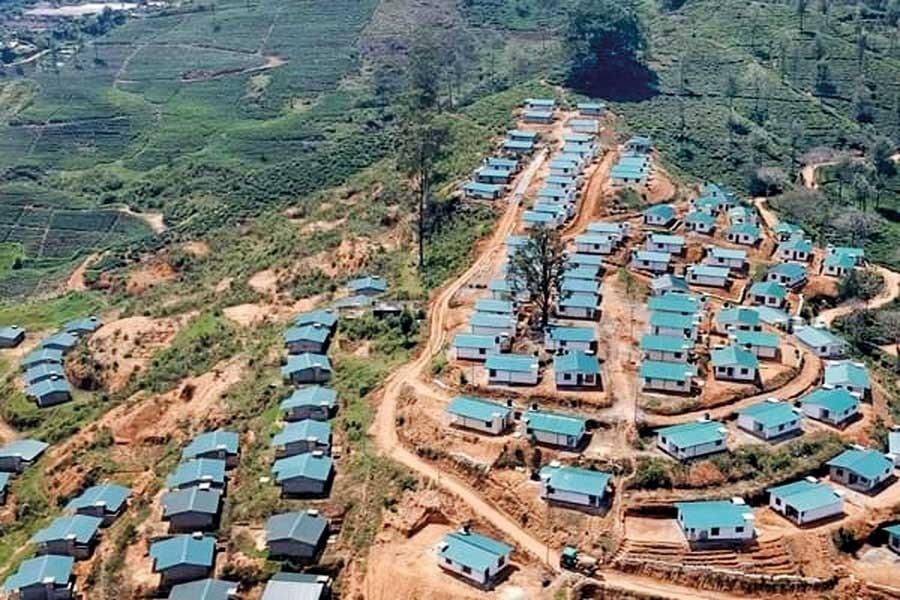 මේ වසරේ වතු නිවාස 4,700ක් ඉදිකෙරේ – CEYLONWIRE