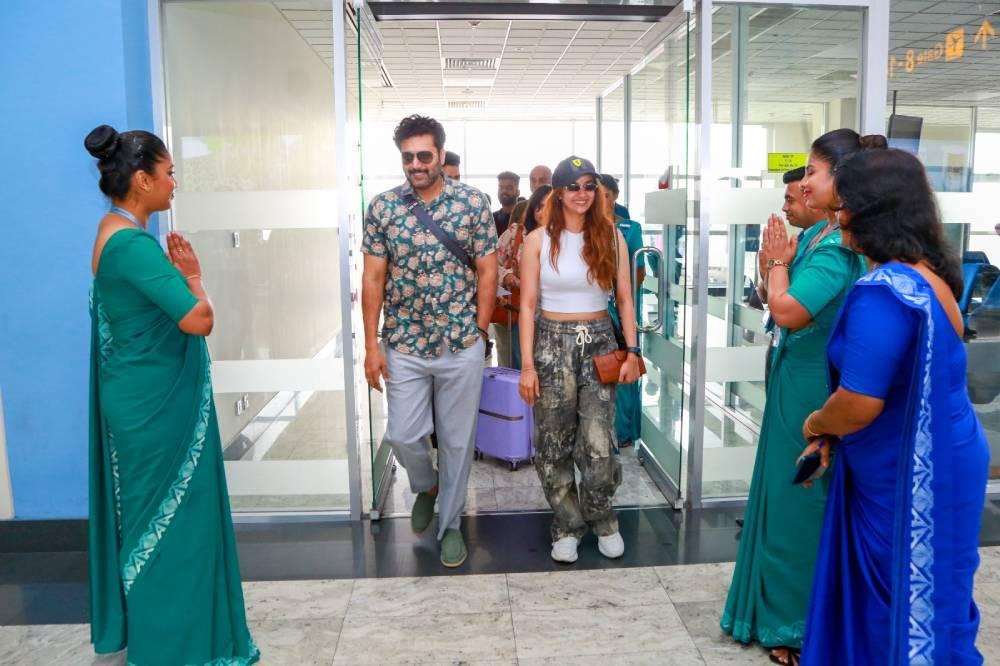 කීර්ති සුරේෂ් ලංකාවට එයි – CEYLONWIRE