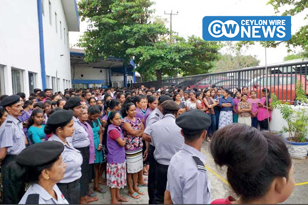 කටුනායක ගාමන්ට් ෆැක්ටරි එකක් හදිසියේ වසාදමයි-සේවකයෝ 1400ක් මහපාරට වැටෙයි – CEYLONWIRE